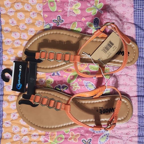 Sweet cali | Shoes | Sandals | Poshmark